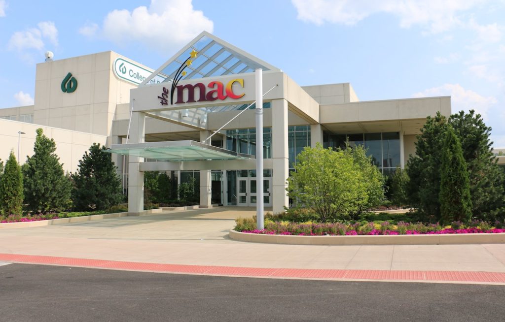 McAninch Arts Center – Chicago Plays